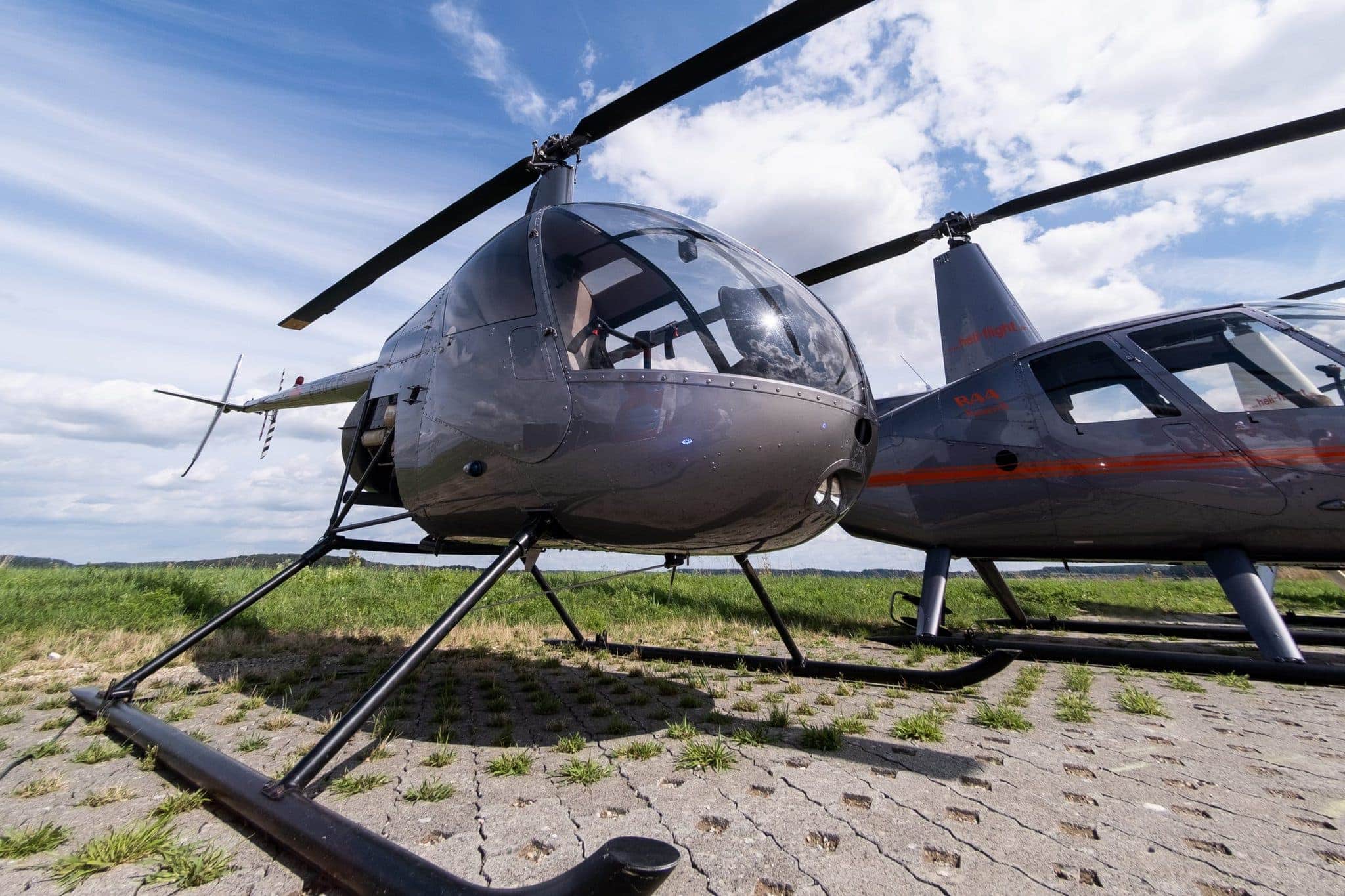 Media: Bilder von unserem Flugplatz - HELI-FLIGHT GmbH & Co.KG